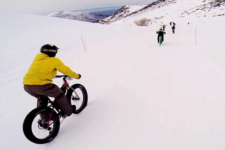 Downhill Fat Tire Race! - GEAROGRAPHY